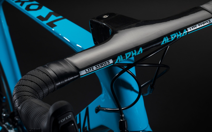 Vélos, roues et composants ultra légers sur mesure - ALPHA BIKE